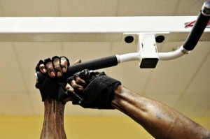 Amazing 70-Year-Old Bodybuilder (30 photos) | KLYKER.COM
