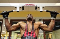 Amazing 70-Year-Old Bodybuilder (30 photos) | KLYKER.COM
