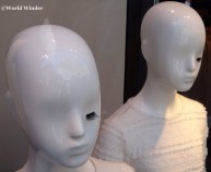Slightly Disturbing Mannequins (41 photos) | KLYKER.COM