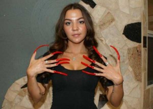 Women With Insanely Long Nails (50 photos) | KLYKER.COM