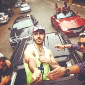 Lavish Lifestyle of Wealthy Young Iranians (33 photos) | KLYKER.COM