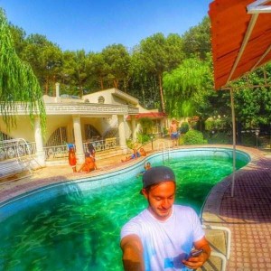Lavish Lifestyle of Wealthy Young Iranians (33 photos) | KLYKER.COM
