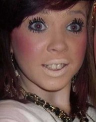 Awful Makeup Disasters (21 photos) | KLYKER.COM