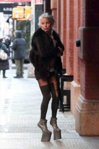 These People Made Terrible Fashion Choices | KLYKER.COM