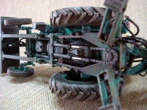 Impressive Cardboard Tractor | KLYKER.COM