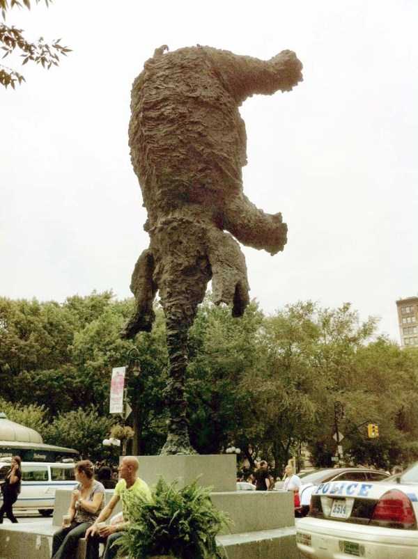 20 Incredible Sculptures that Defy Gravity | KLYKER.COM