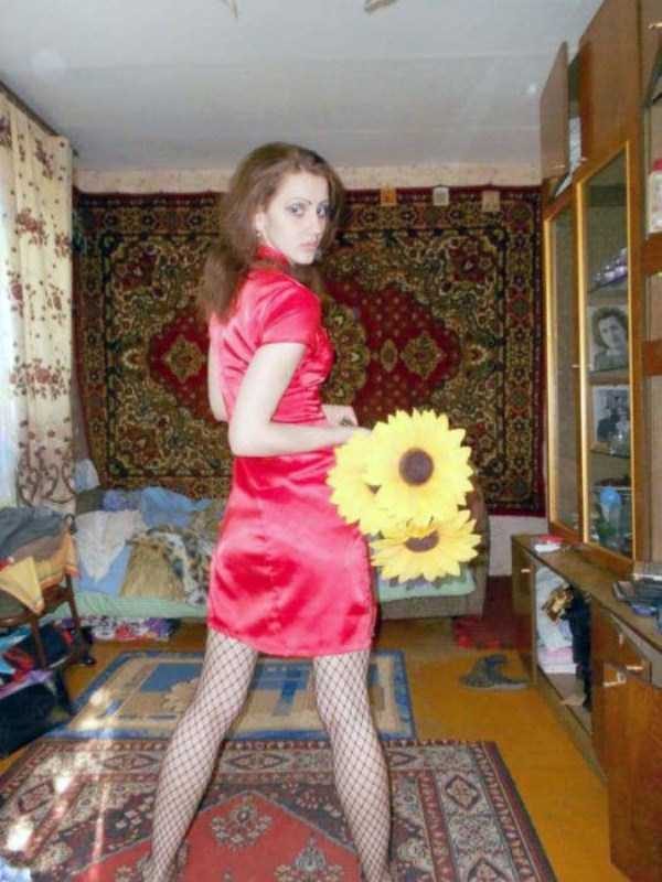 Cute Russian Girls At Home Klyker Com