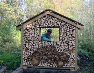 27 Awesome Examples of Firewood Stacking Art | KLYKER.COM