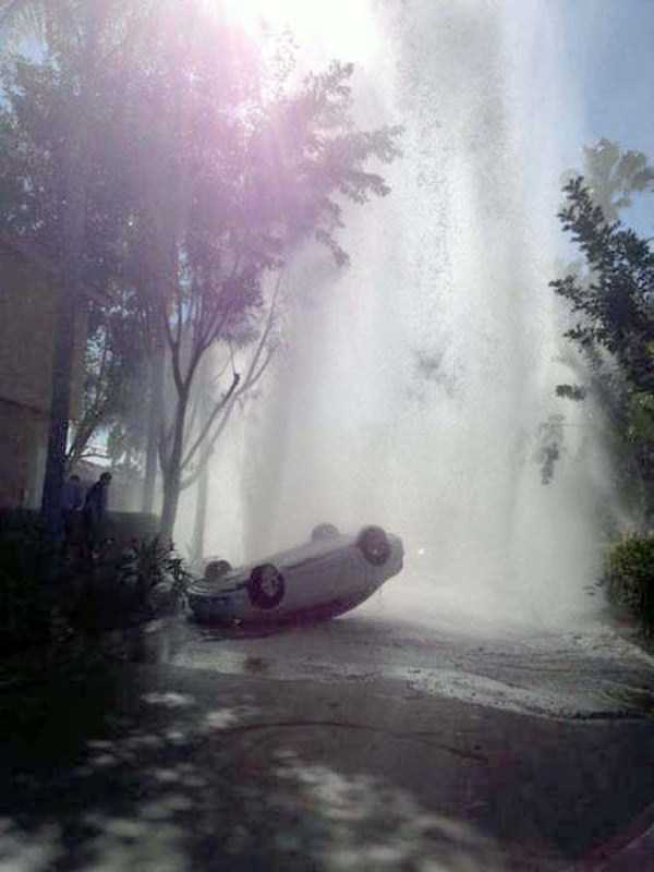 42 Crazy Pics of Vehicles Involved in Unbelievable Accidents | KLYKER.COM