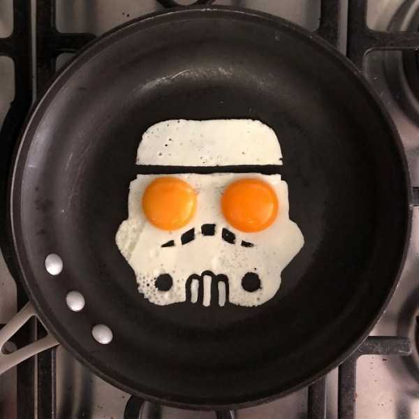 Fried Eggs Turned Into Delicious Works Of Art KLYKER COM Fried Eggs Turned Into Delicious Works Of Art KLYKER COM