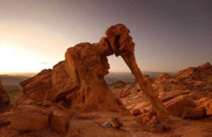 Nature Is Both Beautiful And Scary | KLYKER.COM