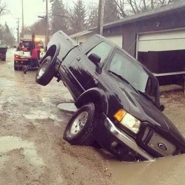 51 Driving Fails That Will Leave You Baffled | KLYKER.COM