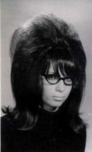 39 Super Crazy Retro Hairdos | KLYKER.COM