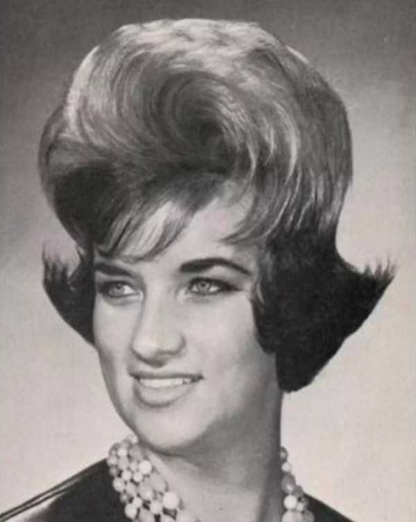 39 Super Crazy Retro Hairdos | KLYKER.COM