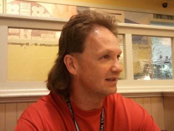 34 Ridiculously Terrible Haircuts | KLYKER.COM