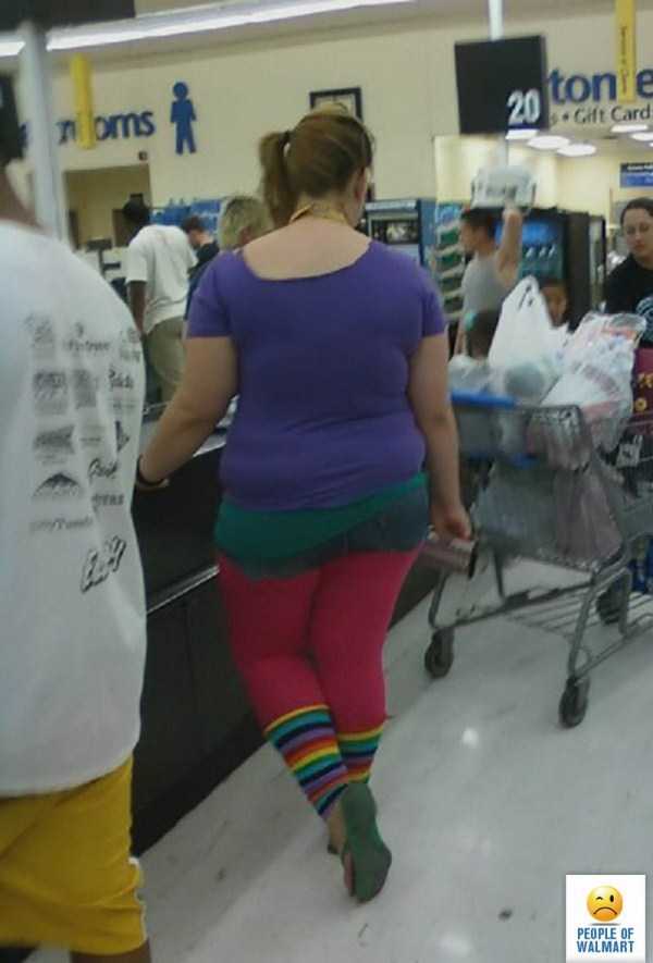 Cringe-Inducing Walmart Shoppers | KLYKER.COM