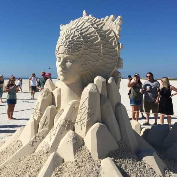 26 Surreal Sand Sculptures | KLYKER.COM