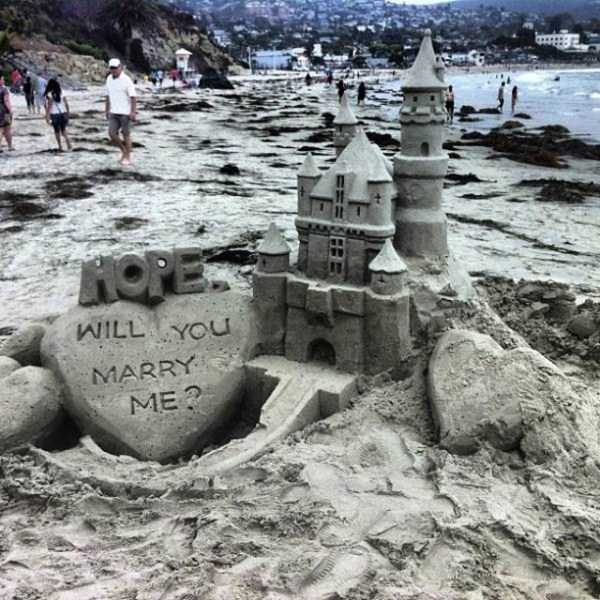 26 Surreal Sand Sculptures | KLYKER.COM
