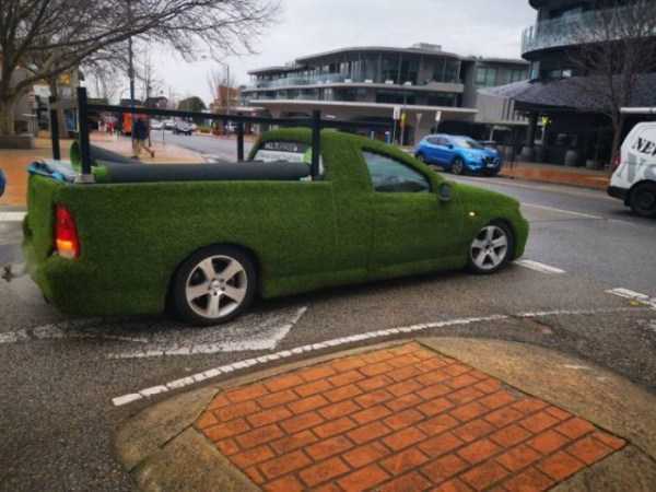 31 Strange Cars Spotted On The Streets | KLYKER.COM