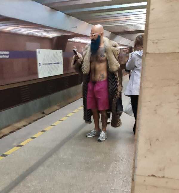Subway Fashion: Russian Edition – Part 91 | KLYKER.COM