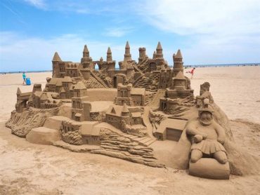 Amazing Sandcastles | KLYKER.COM