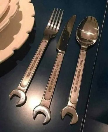 Designs That Suck #4 | KLYKER.COM