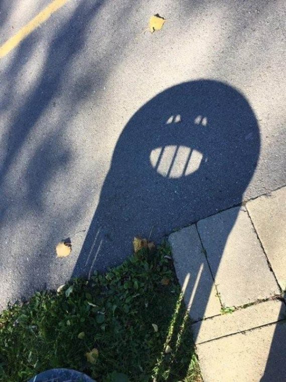 Crazy Faces Are Everywhere | KLYKER.COM