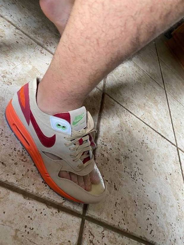 Utterly Strange Fashion #10 | KLYKER.COM