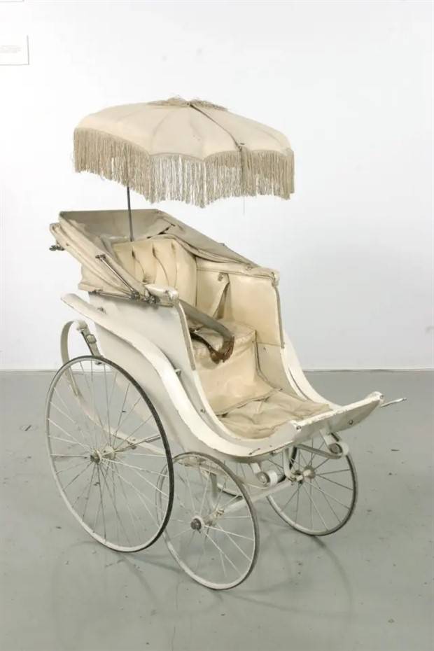 Vintage Baby Strollers | KLYKER.COM