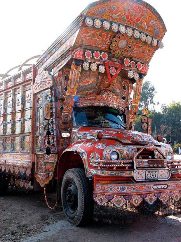 The Exotic Indian Trucks | KLYKER.COM