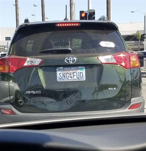 23 Crazy Slogans Spotted on License Plates | KLYKER.COM