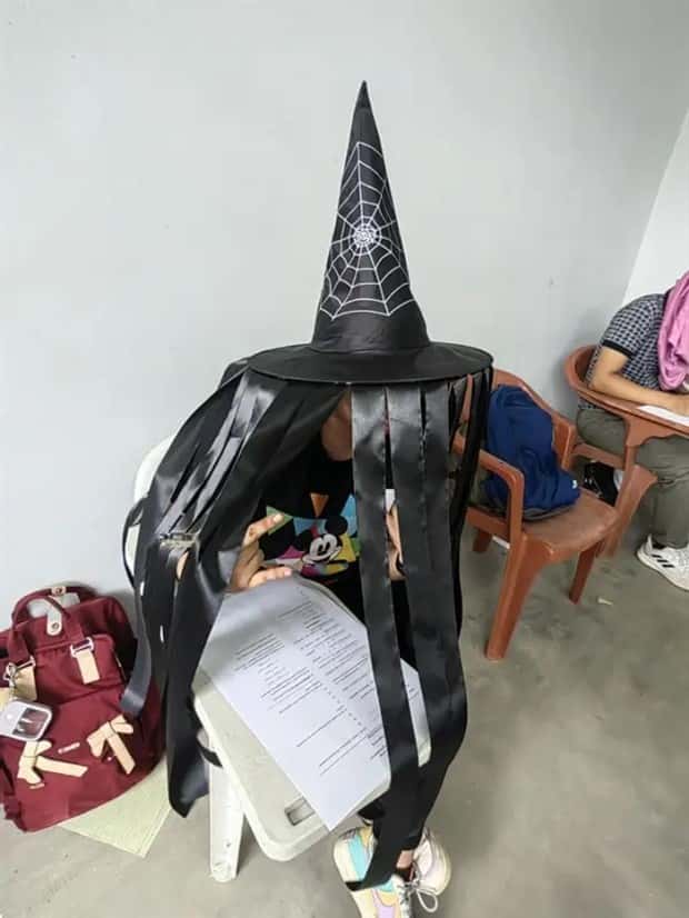 Philippine Students’ Anti-Cheating Headgear | KLYKER.COM