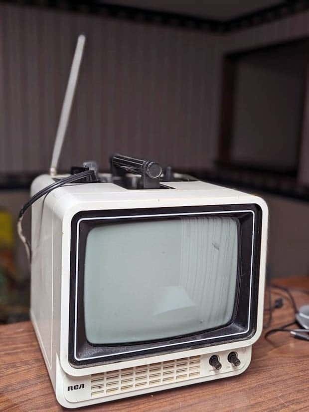 Retro TV Sets From the Past | KLYKER.COM