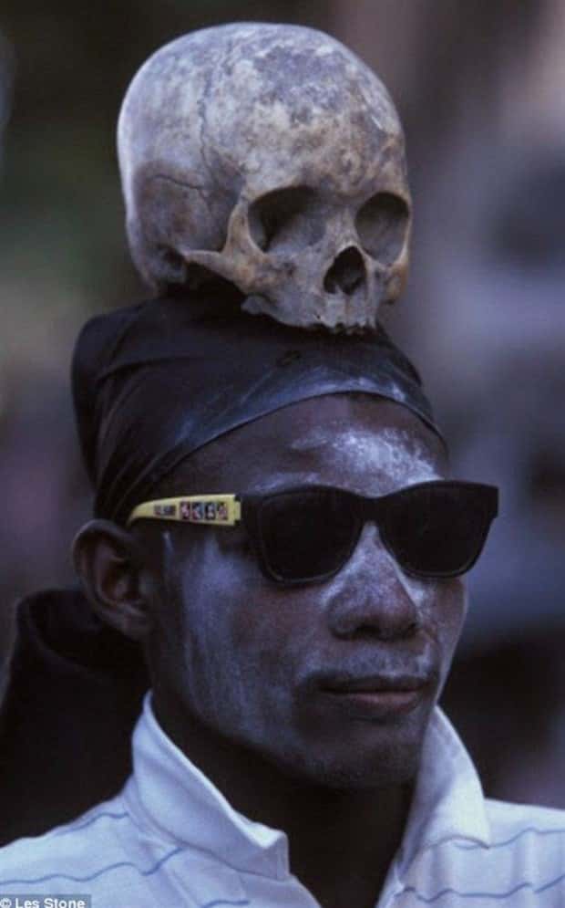 30 Pics of Intriguing Witch Doctors | KLYKER.COM