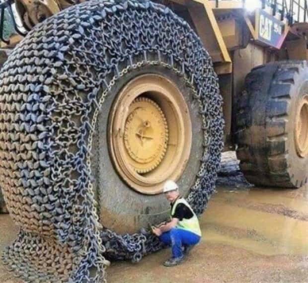 Well, That’s Really Big #17 | KLYKER.COM